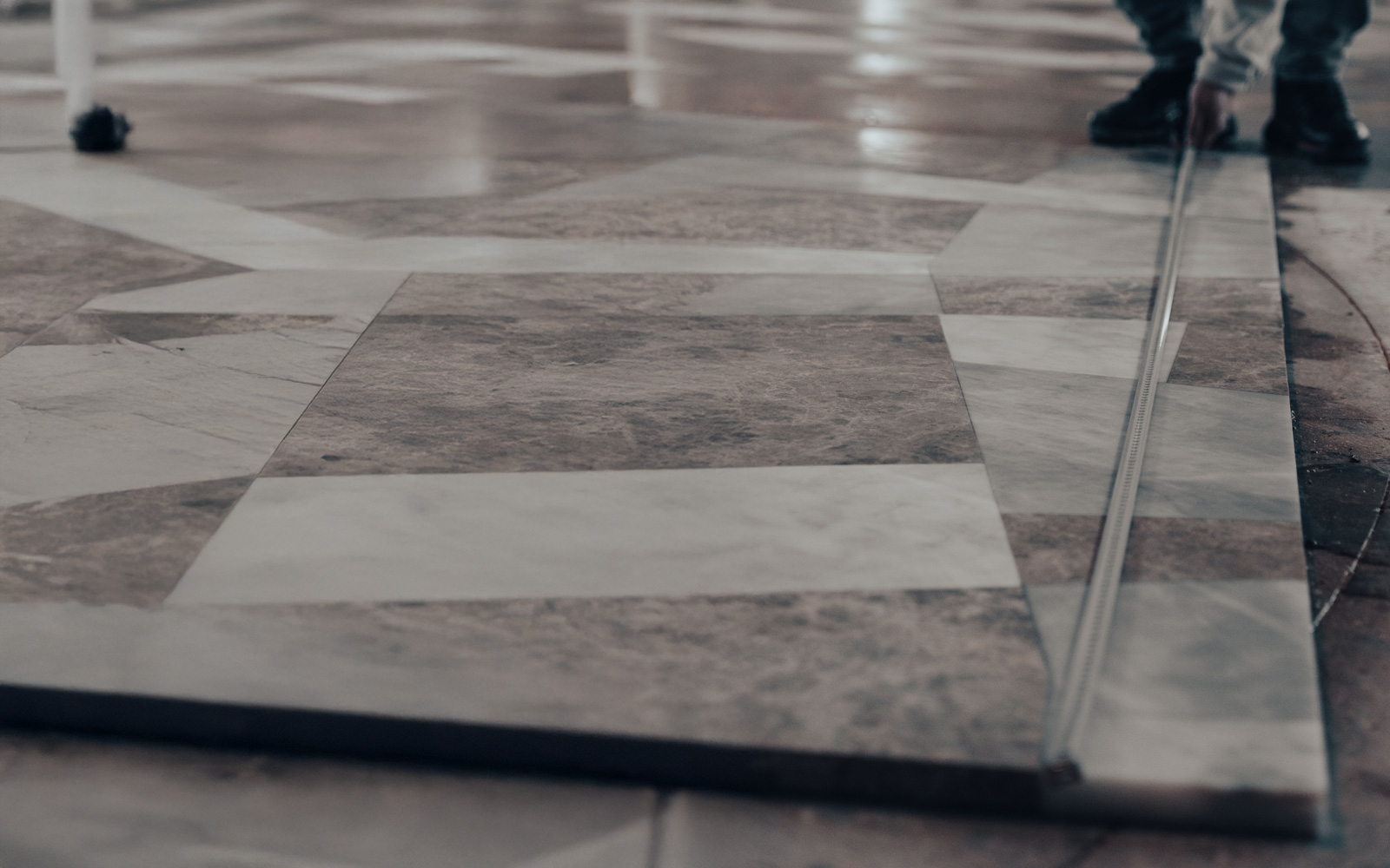 Mermer Döşeme, Zarafetin ve Dayanıklılığın Buluştuğu Zemin Kaplaması